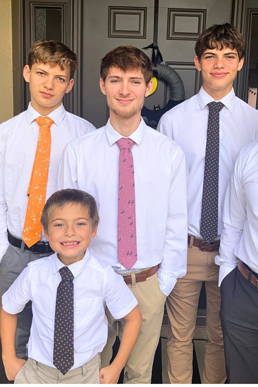 3 Free Little Boy Tie patterns: Sew a tie for a Holiday! - Blue Susan Makes