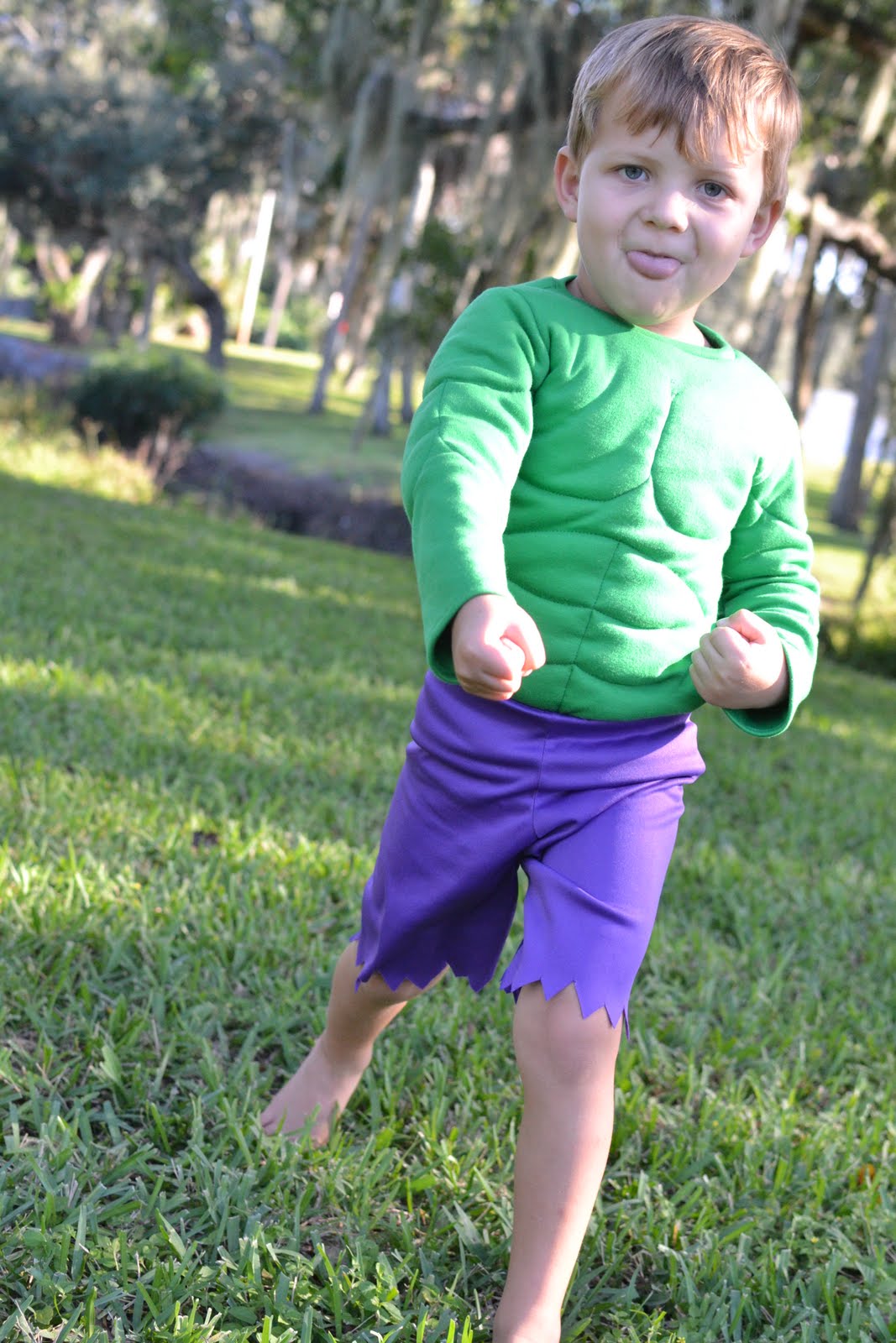 Simple DIY Hulk Costume - How to Sew Muscles - Blue Susan Makes