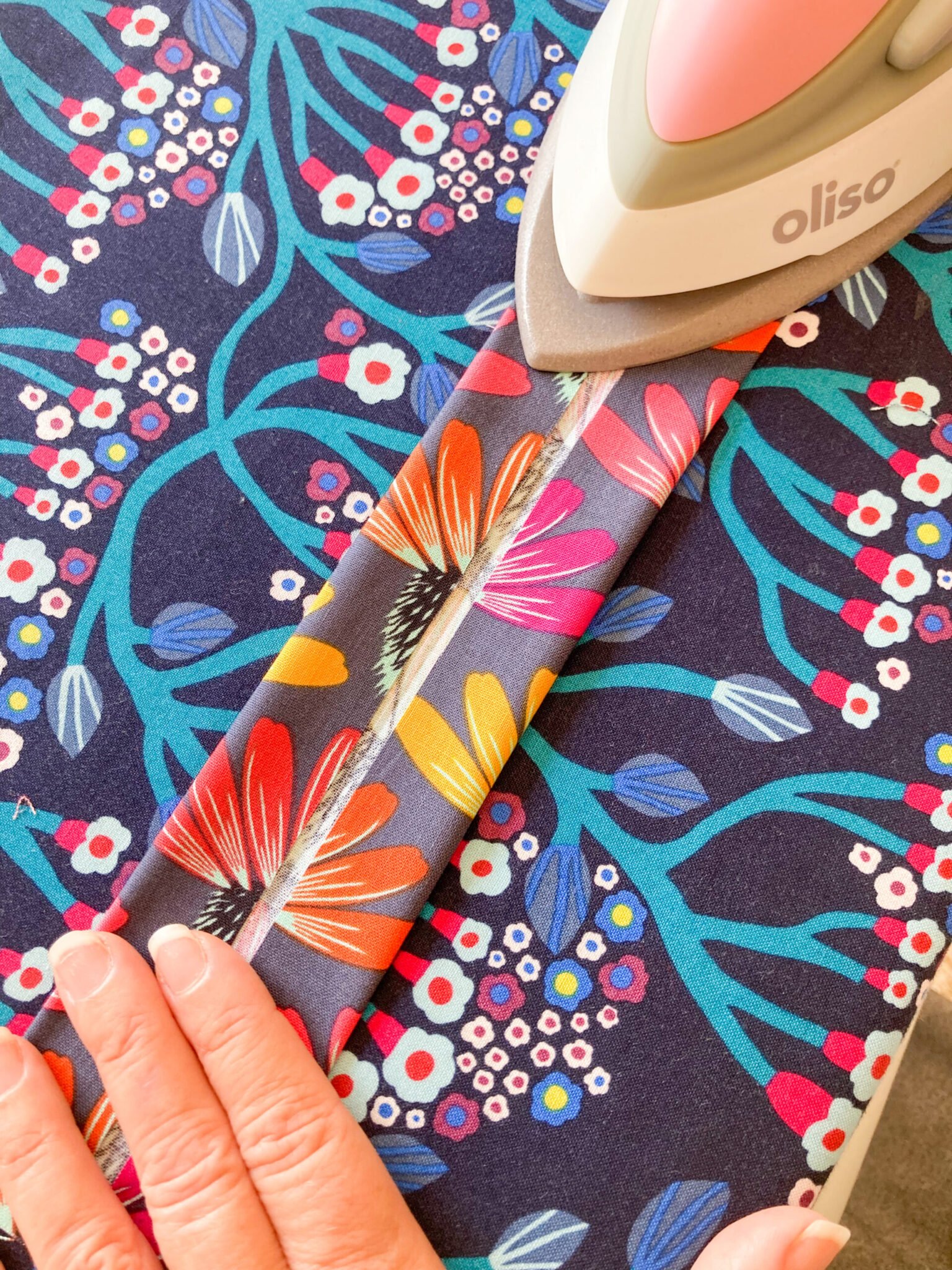 How to Sew a Wristlet Key Fob - Blue Susan Makes