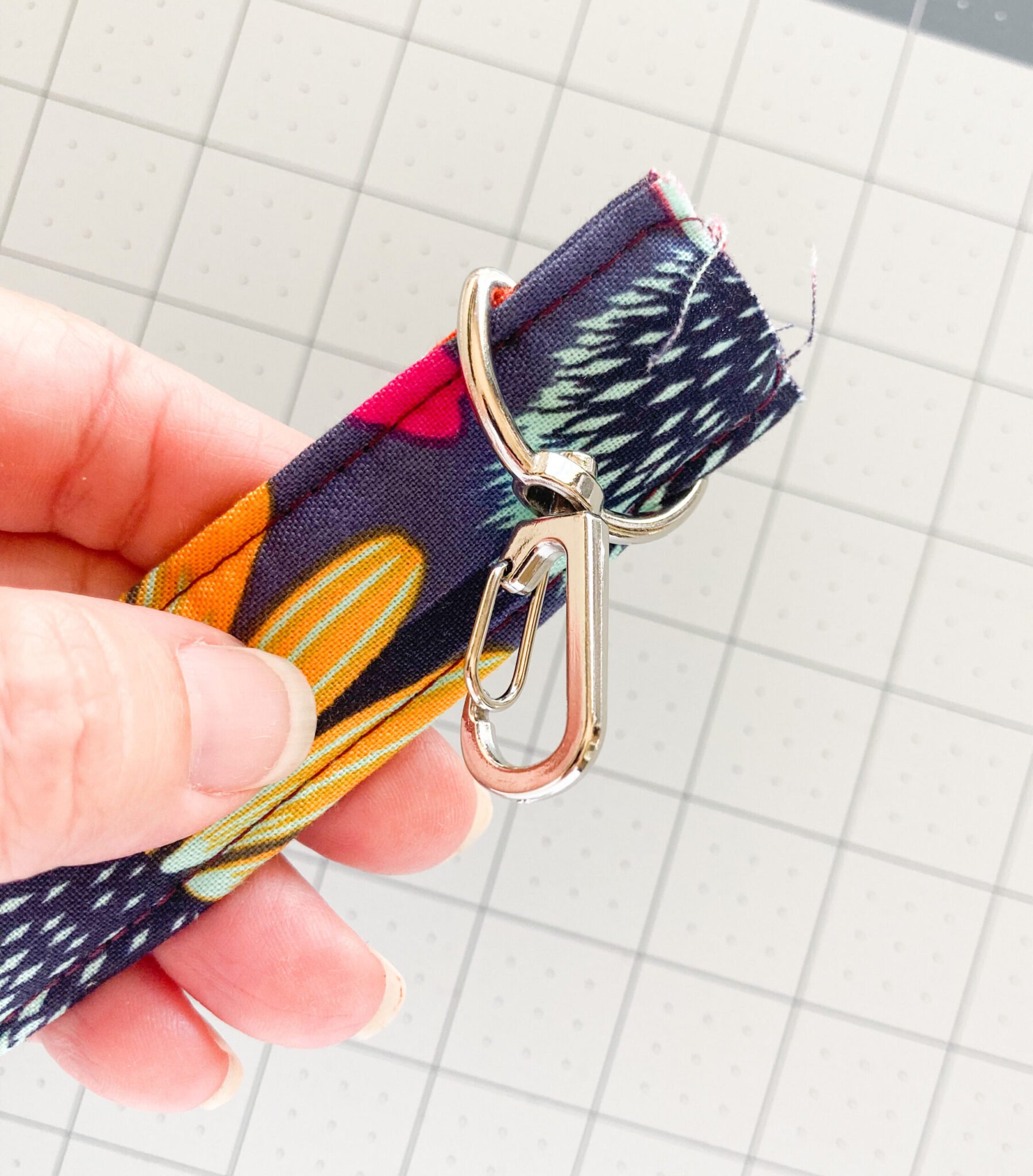 How to Sew a Wristlet Key Fob - Blue Susan Makes