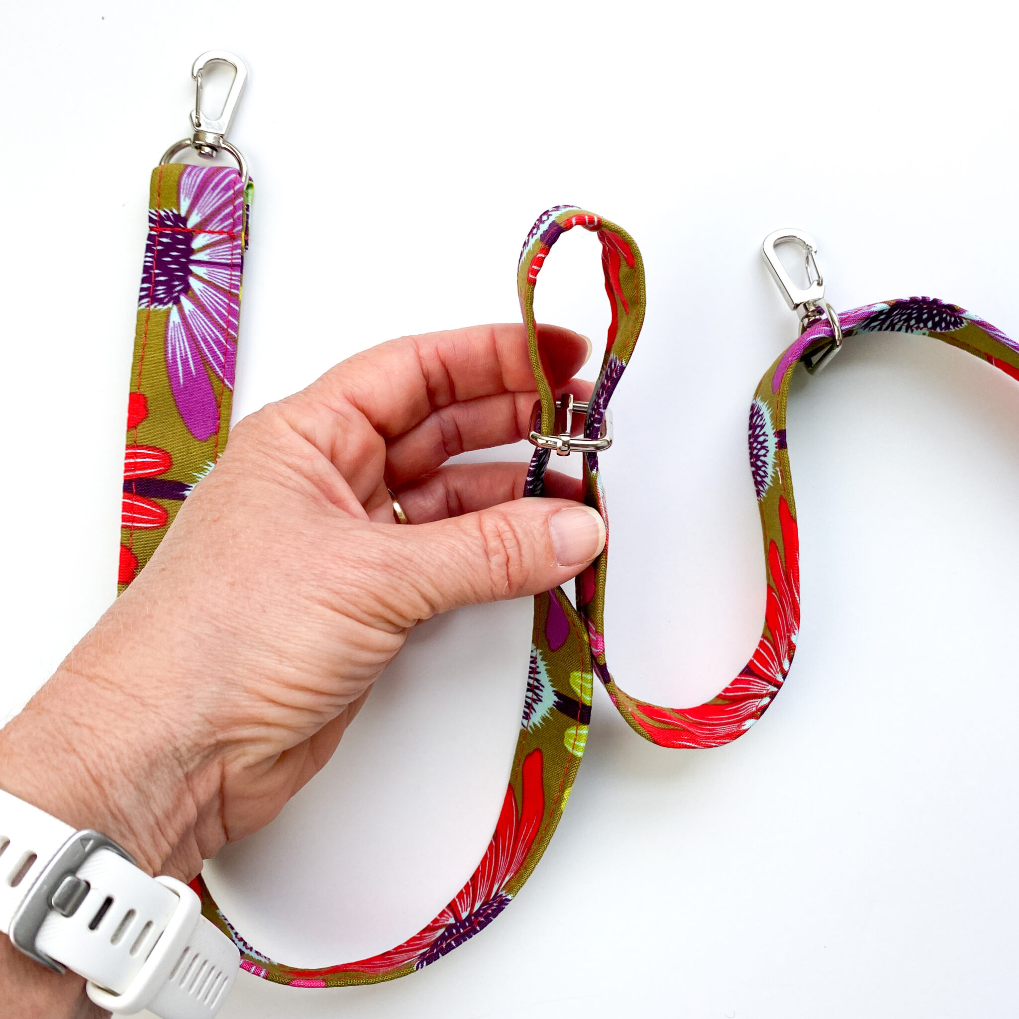 How to Make an Adjustable Strap - Blue Susan Makes