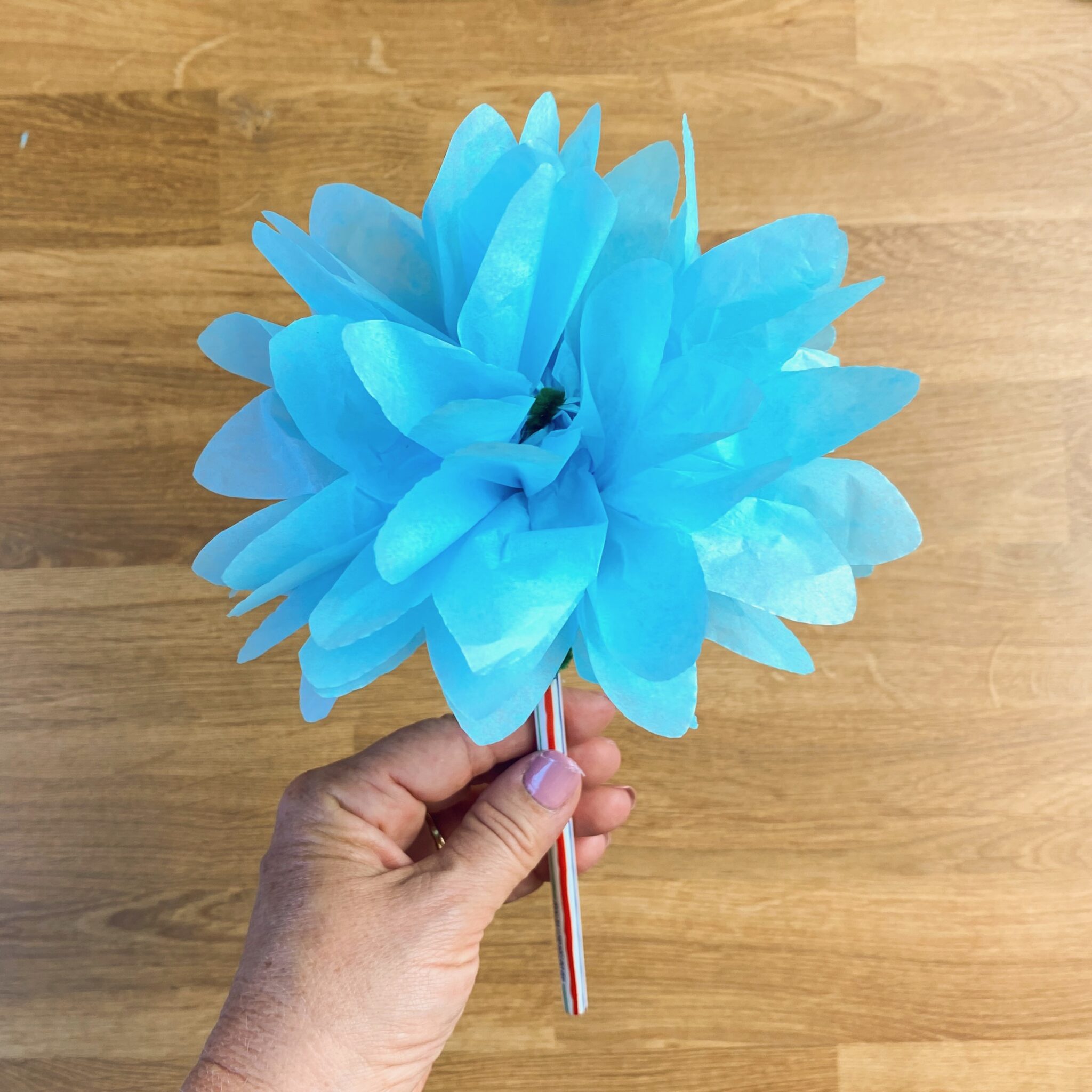 Tissue Paper Flower Tutorial - Blue Susan Makes