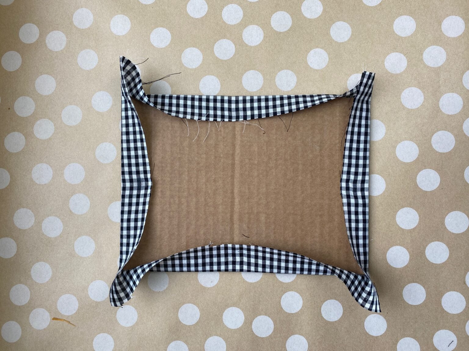 Easy Fabric Covered Frame - Blue Susan Makes